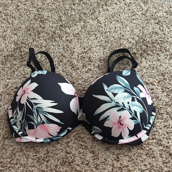 PINK Victoria's Secret | Intimates & Sleepwear | 34d Pink Super Push Up ...